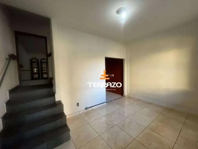 Casa / Sobrado para Venda em Volta Redonda/RJ Nossa Senhora das Graças 2 Quartos