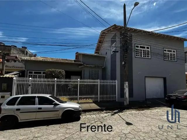 Casa / Sobrado para Venda em Volta Redonda/RJ Niterói 3 Quartos