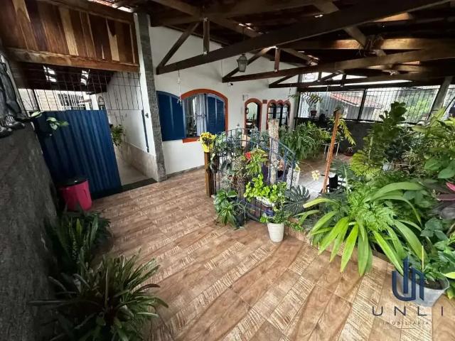 Casa / Sobrado para Venda em Volta Redonda/RJ São Cristóvão 5 Quartos