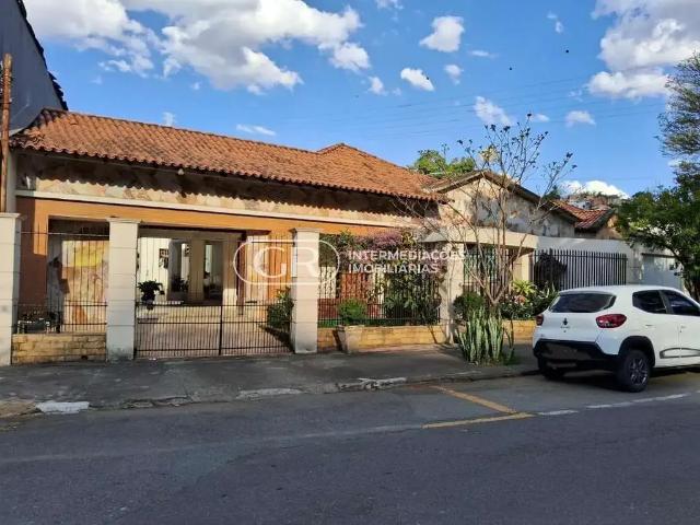 Casa / Sobrado para Venda em Volta Redonda/RJ São Lucas 4 Quartos