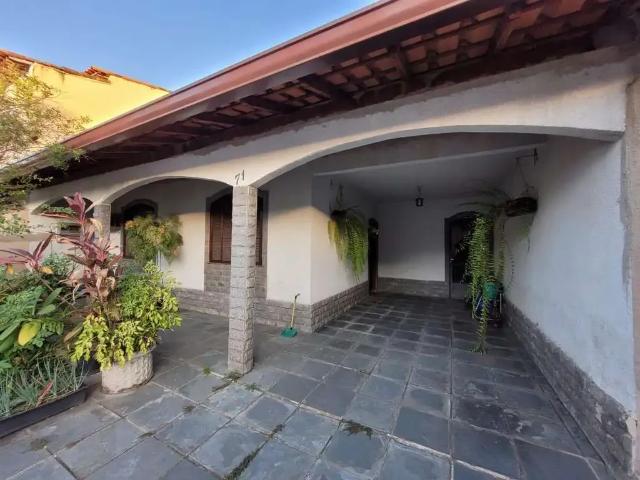 Casa / Sobrado para Venda em Volta Redonda/RJ São Luís 3 Quartos
