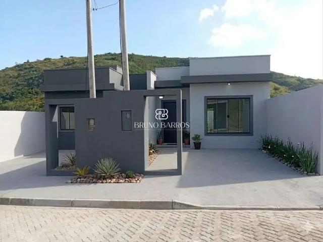 Casa / Sobrado para Venda em Volta Redonda/RJ Santa Cruz 3 Quartos