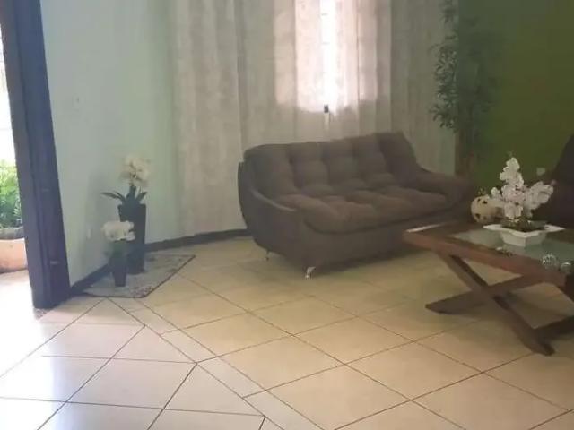 Casa / Sobrado para Venda em Volta Redonda/RJ Sessenta 4 Quartos