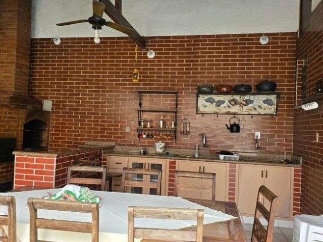 Casa / Sobrado para Venda em Volta Redonda/RJ Parque das Ilhas 4 Quartos