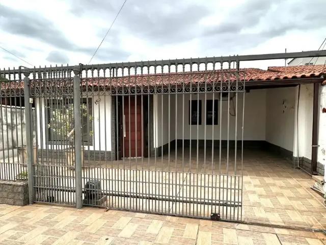 Casa / Sobrado para Venda em Volta Redonda/RJ Parque das Ilhas 3 Quartos