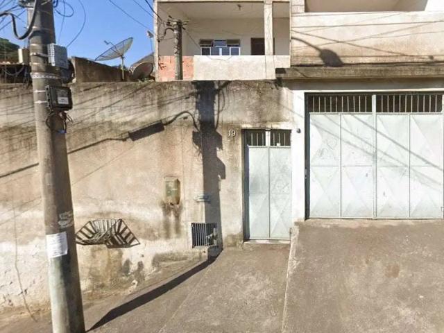 Casa / Sobrado para Venda em Volta Redonda/RJ Retiro 3 Quartos