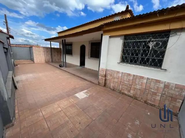 Casa / Sobrado para Venda em Volta Redonda/RJ Retiro 3 Quartos