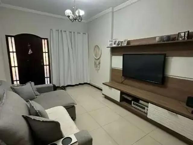 Casa / Sobrado para Venda em Volta Redonda/RJ Retiro 3 Quartos