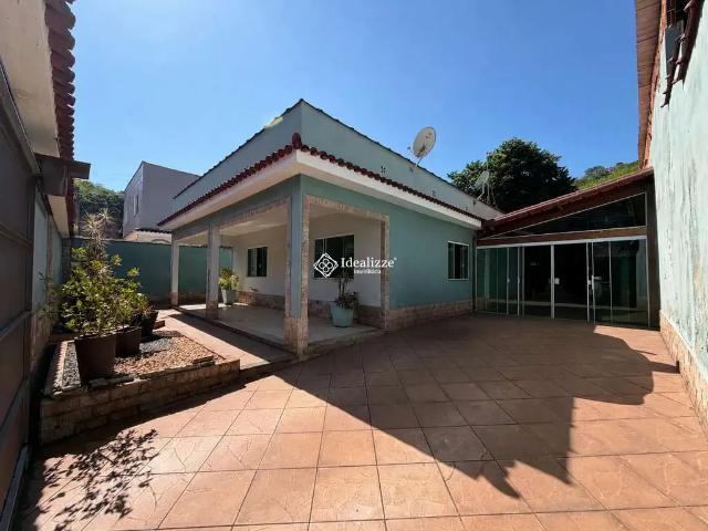 Casa / Sobrado para Venda em Volta Redonda/RJ Retiro 3 Quartos