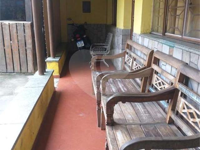 Casa / Sobrado para Venda em Volta Redonda/RJ Retiro 4 Quartos