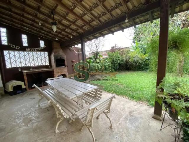 Casa / Sobrado para Venda em Volta Redonda/RJ Retiro 5 Quartos