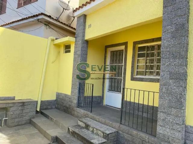 Casa / Sobrado para Venda em Volta Redonda/RJ Rústico 4 Quartos