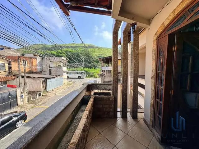 Casa / Sobrado para Venda em Volta Redonda/RJ Volta Grande II 4 Quartos