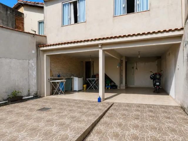 Casa / Sobrado para Venda em Volta Redonda/RJ Volta Grande 2 Quartos