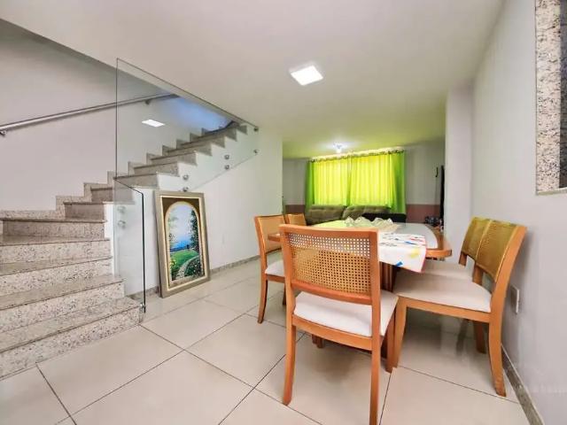 Casa / Sobrado para Venda em Volta Redonda/RJ Vila Mury 3 Quartos