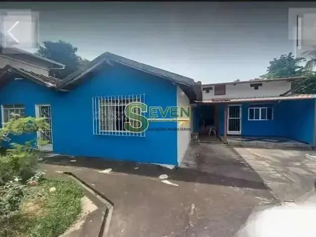 Casa / Sobrado para Venda em Volta Redonda/RJ Vila Mury 4 Quartos