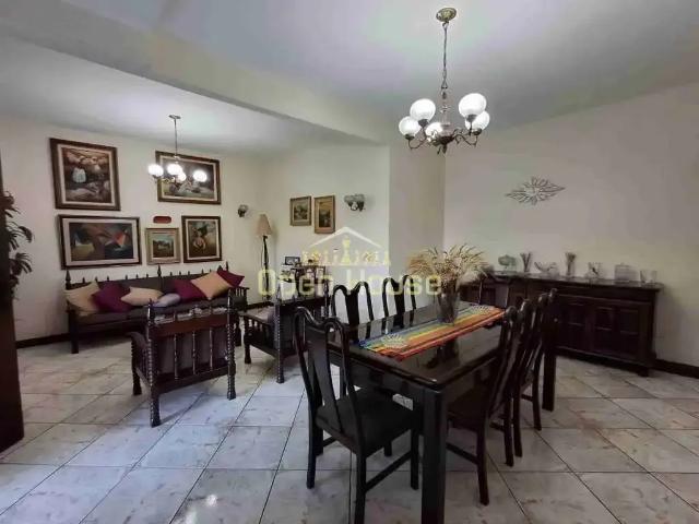 Casa / Sobrado para Venda em Volta Redonda/RJ Vila Mury 4 Quartos