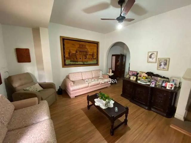 Casa / Sobrado para Venda em Volta Redonda/RJ Vila Santa Cecília 4 Quartos