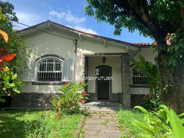 Casa / Sobrado para Venda em Volta Redonda/RJ Vila Santa Cecília 7 Quartos