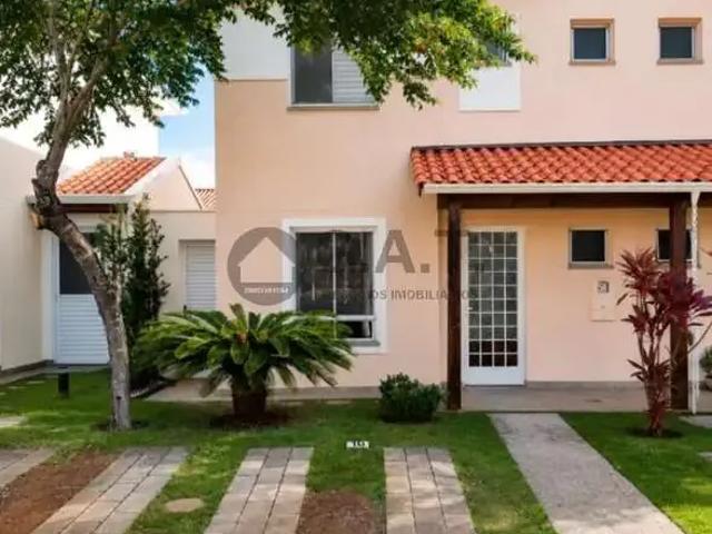 Casa / Sobrado para Venda em Votorantim/SP Condomínio Villa Flora 3 Quartos