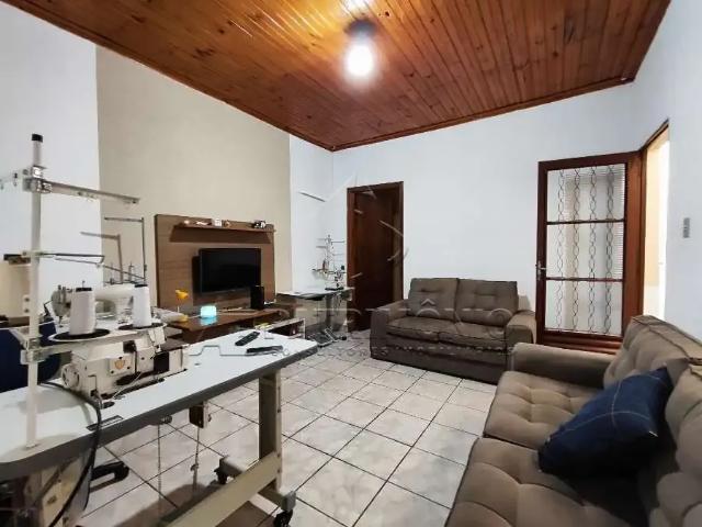 Casa / Sobrado para Venda em Votorantim/SP Centro 1 Quartos