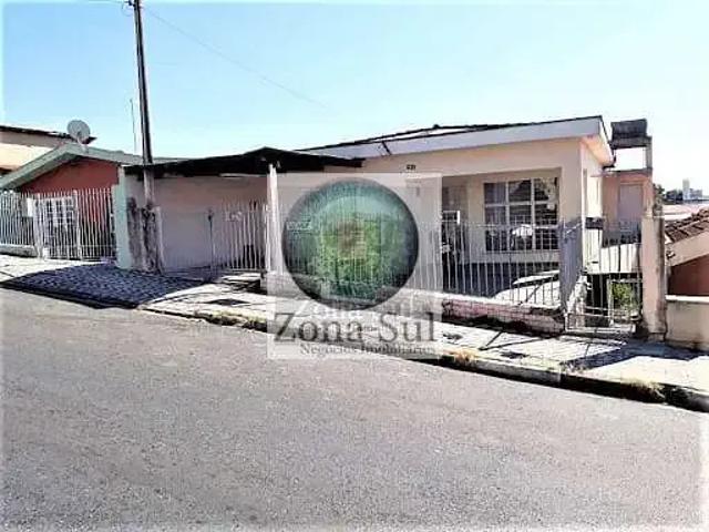 Casa / Sobrado para Venda em Votorantim/SP Centro 2 Quartos