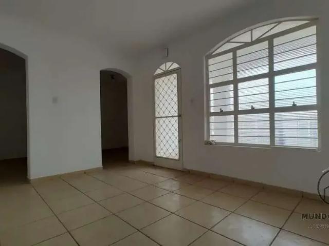 Casa / Sobrado para Venda em Votorantim/SP Centro 3 Quartos