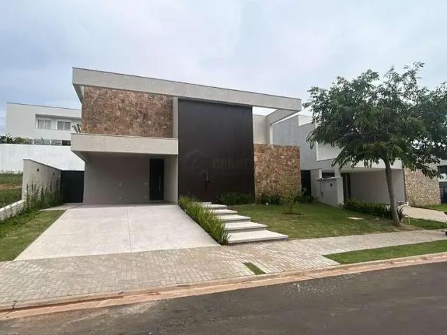 Casa / Sobrado para Venda em Votorantim/SP Alphaville Nova Esplanada 4 Quartos