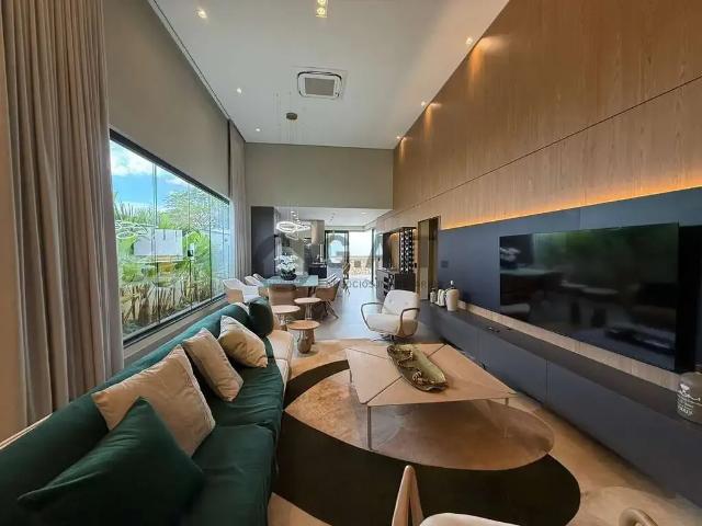 Casa / Sobrado para Venda em Votorantim/SP Alphaville Nova Esplanada 4 Quartos