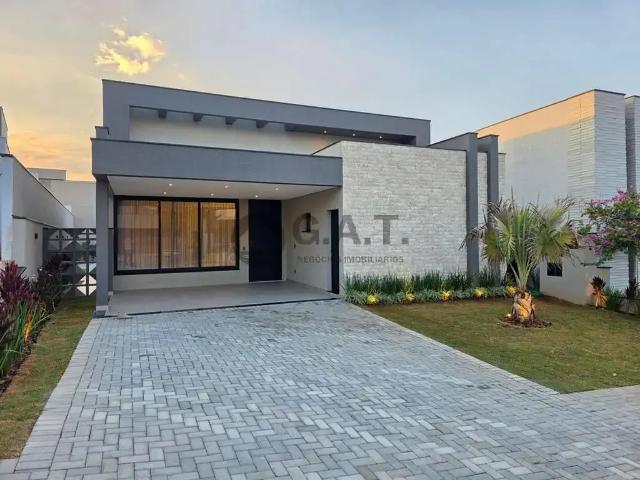 Casa / Sobrado para Venda em Votorantim/SP Alphaville Nova Esplanada 4 Quartos