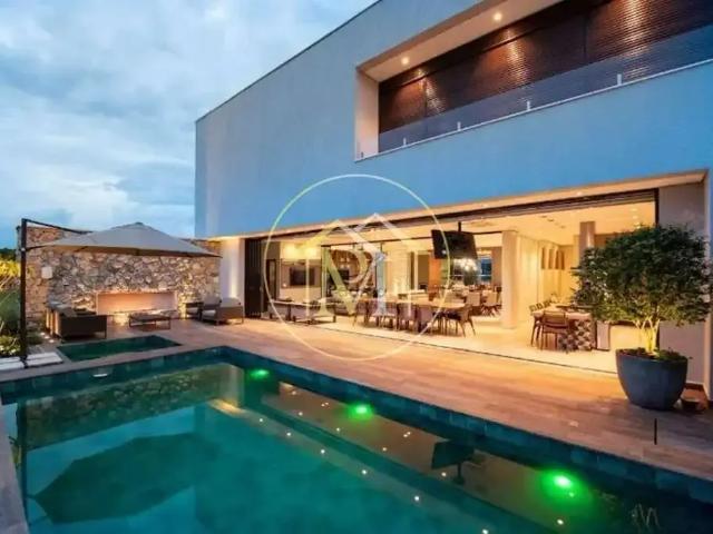 Casa / Sobrado para Venda em Votorantim/SP Alphaville Nova Esplanada 5 Quartos