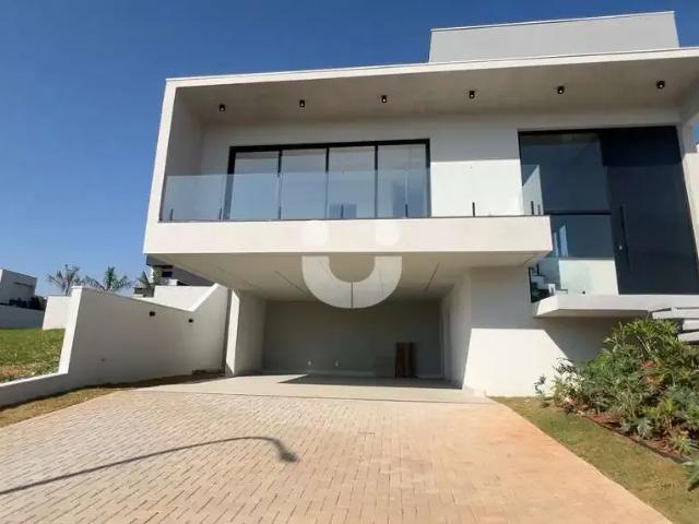 Casa / Sobrado para Venda em Votorantim/SP Alphaville Nova Esplanada 4 3 Quartos
