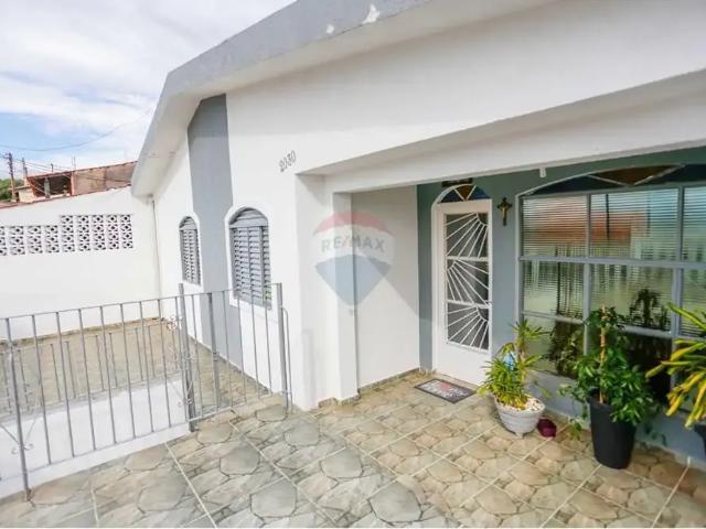 Casa / Sobrado para Venda em Votorantim/SP Nova Votorantim 4 Quartos