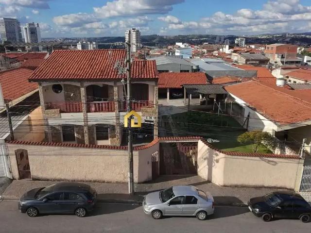 Casa / Sobrado para Venda em Votorantim/SP Parque Bela Vista 5 Quartos