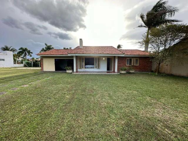 Casa / Sobrado para Venda em Xangri Lá/RS Atlântida 3 Quartos