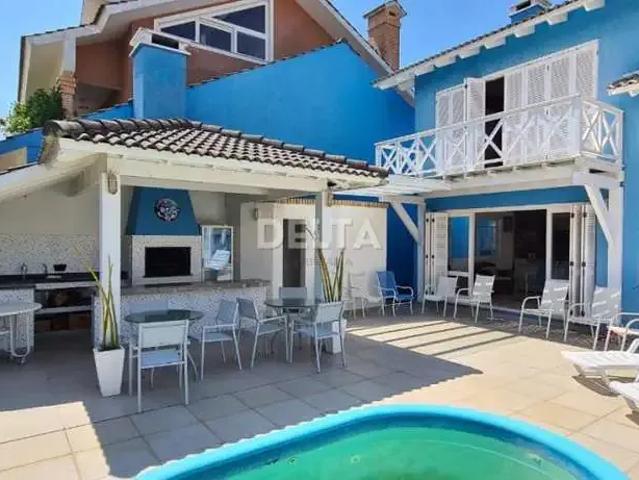 Casa / Sobrado para Venda em Xangri Lá/RS Centro 4 Quartos