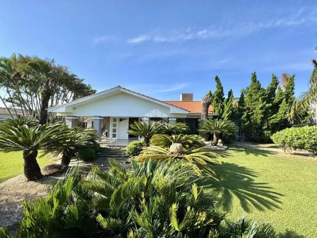 Casa / Sobrado para Venda em Xangri Lá/RS Centro 5 Quartos