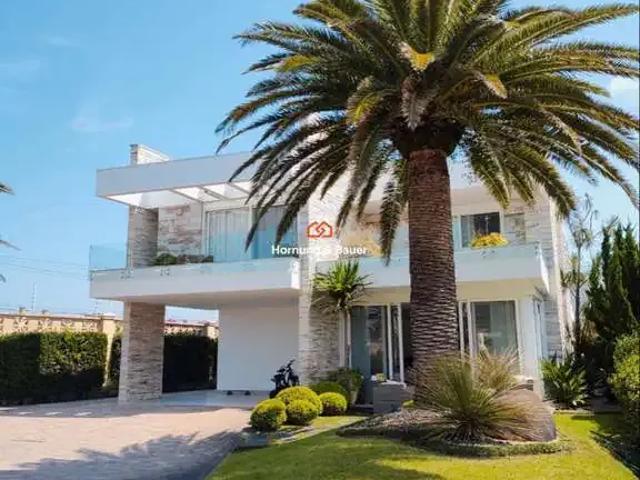 Casa / Sobrado para Venda em Xangri Lá/RS Centro 5 Quartos
