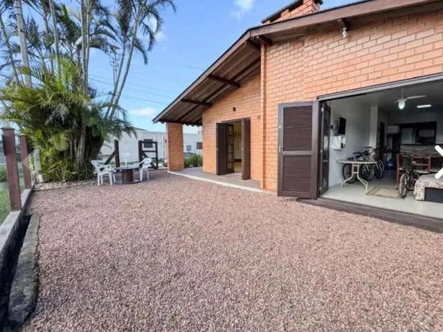 Casa / Sobrado para Venda em Xangri Lá/RS Rainha do Mar 2 Quartos