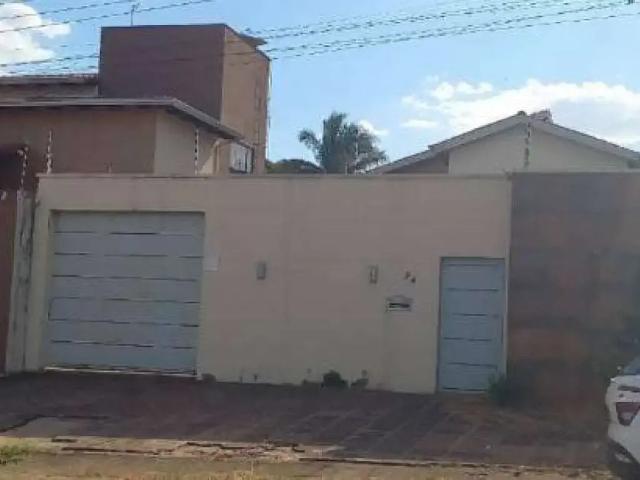 Casa / Sobrado para Venda em Xinguara/PA Centro 4 Quartos