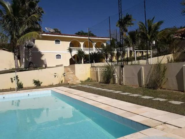 Casa / Sobrado para Venda em Águas de Lindóia/SP Jardim Alpino 4 Quartos