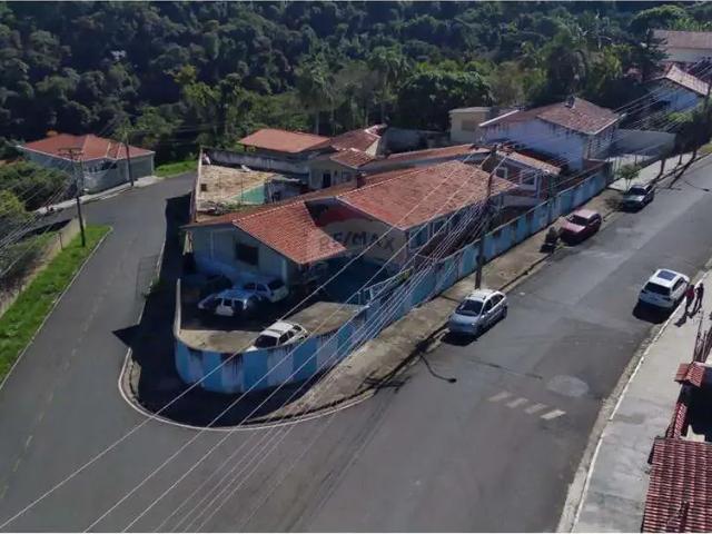 Casa / Sobrado para Venda em Águas de Lindóia/SP Jardim Paraíso 6 Quartos
