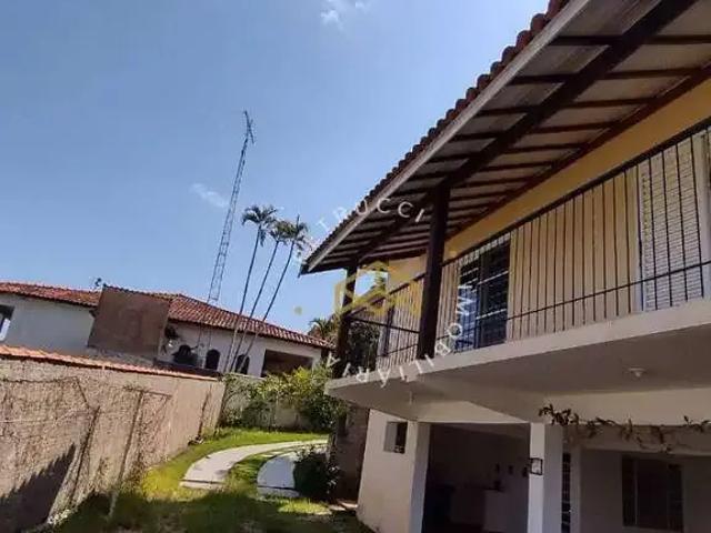 Casa / Sobrado para Venda em Águas de São Pedro/SP Centro 3 Quartos