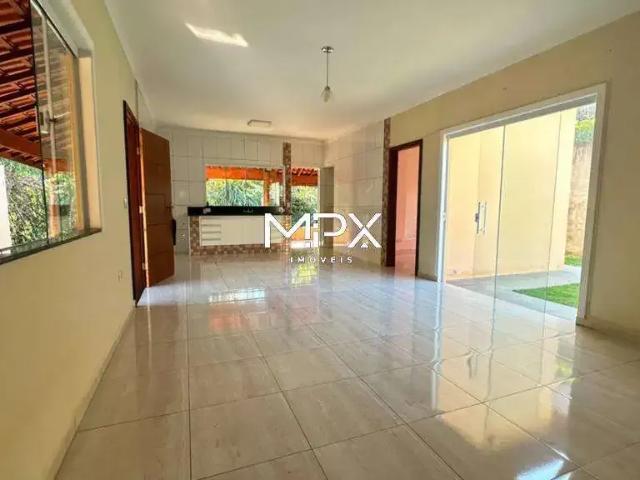 Casa / Sobrado para Venda em Águas de São Pedro/SP Jardim Porangaba 3 Quartos