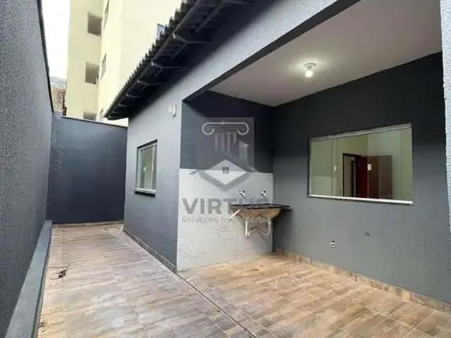 Casa / Sobrado para Venda em Águas Lindas de Goiás/GO Centro