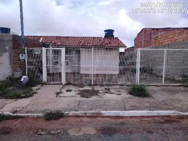 Casa / Sobrado para Venda em Águas Lindas de Goiás/GO Mansões Camargo 2 Quartos