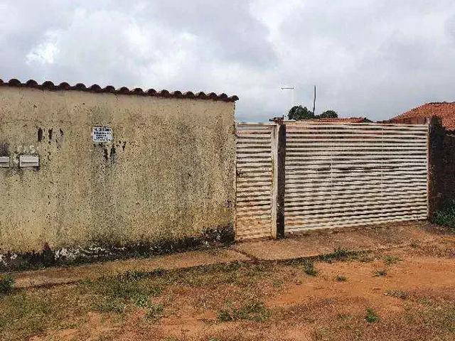 Casa / Sobrado para Venda em Águas Lindas de Goiás/GO Parque da Barragem Setor 11 2 Quartos
