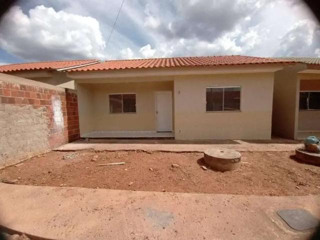 Casa / Sobrado para Venda em Águas Lindas de Goiás/GO Parque da Barragem Setor 12 2 Quartos