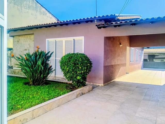 Casa / Sobrado para Venda em Almirante Tamandaré/PR Jardim São José 4 Quartos