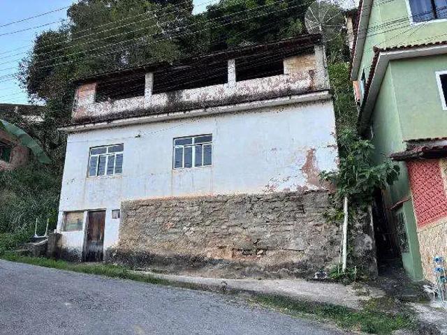 Casa / Sobrado para Venda em Além Paraíba/MG Porto Novo